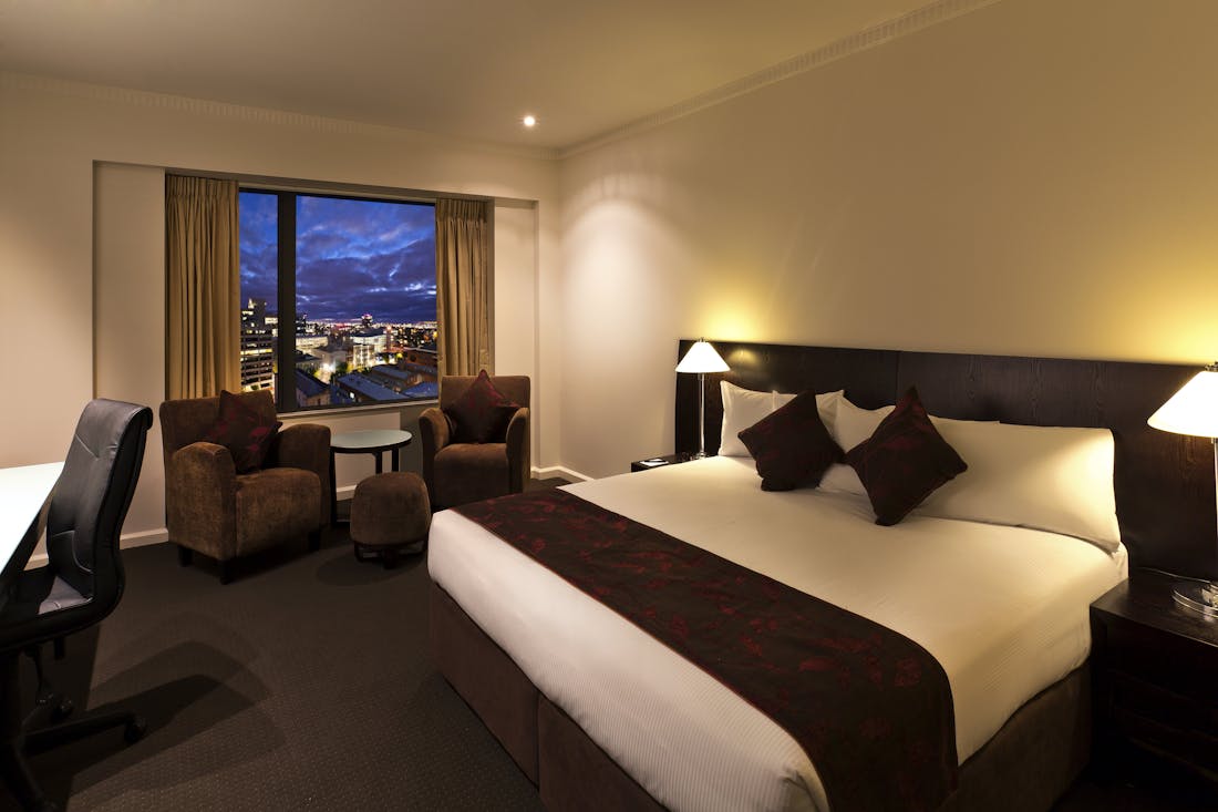 Hotel Grand Chancellor Adelaide, Executive Room - Adelaide, Accom...