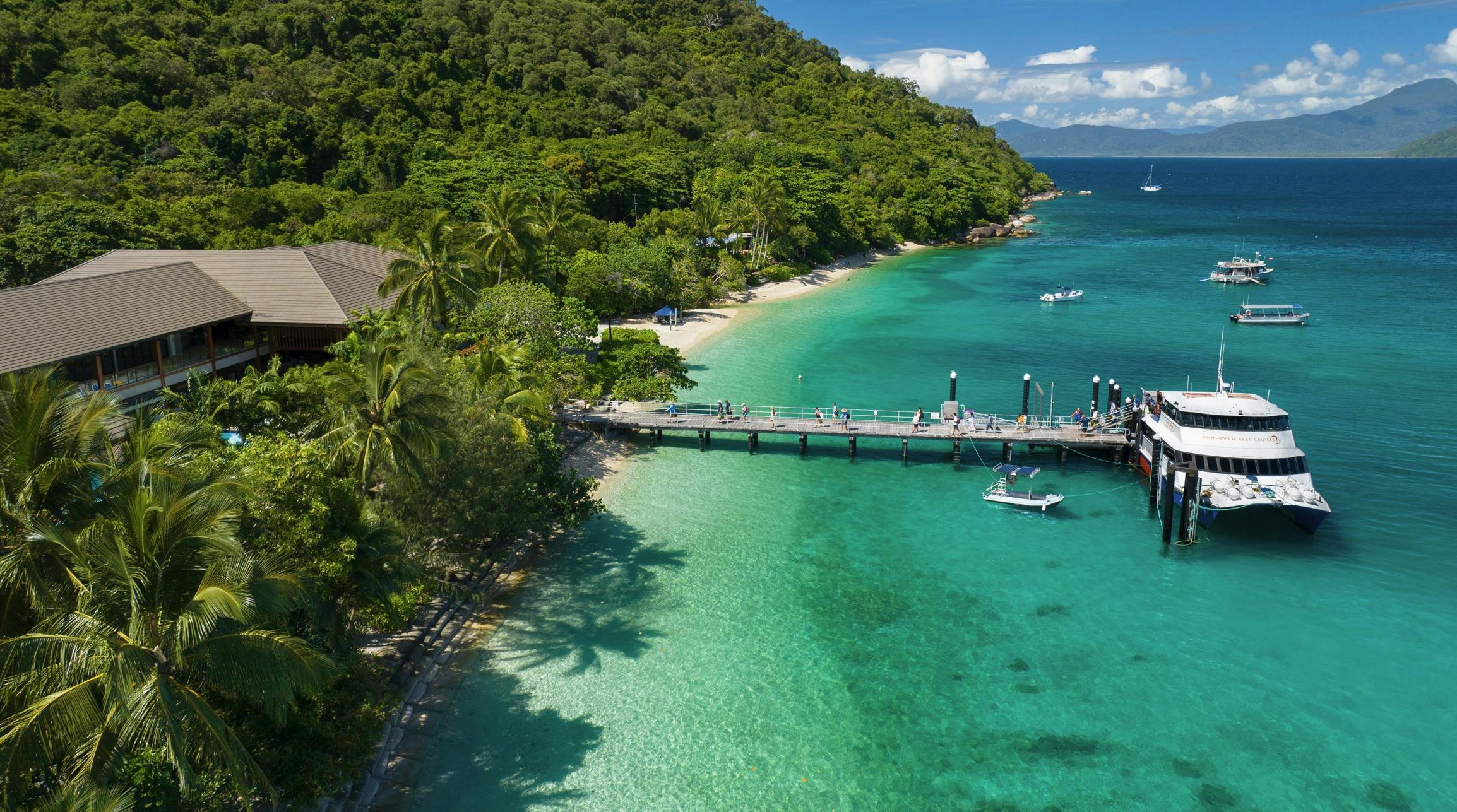 Sunlover Reef Cruises | Tours | Queensland