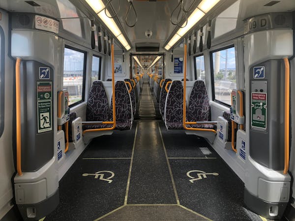 Brisbanes Airtrain | Transport | Queensland