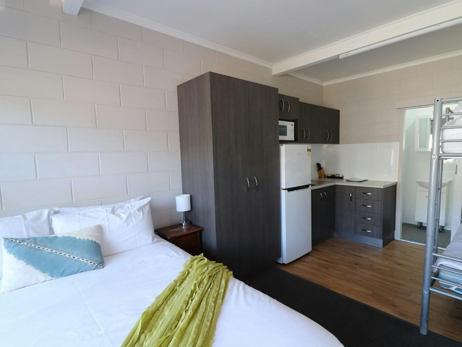 Nobby Beach Holiday Village | Accommodation | Queensland