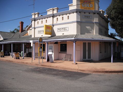 Narrandera Accommodation | NSW Holidays & Accommodation, Things to Do ...
