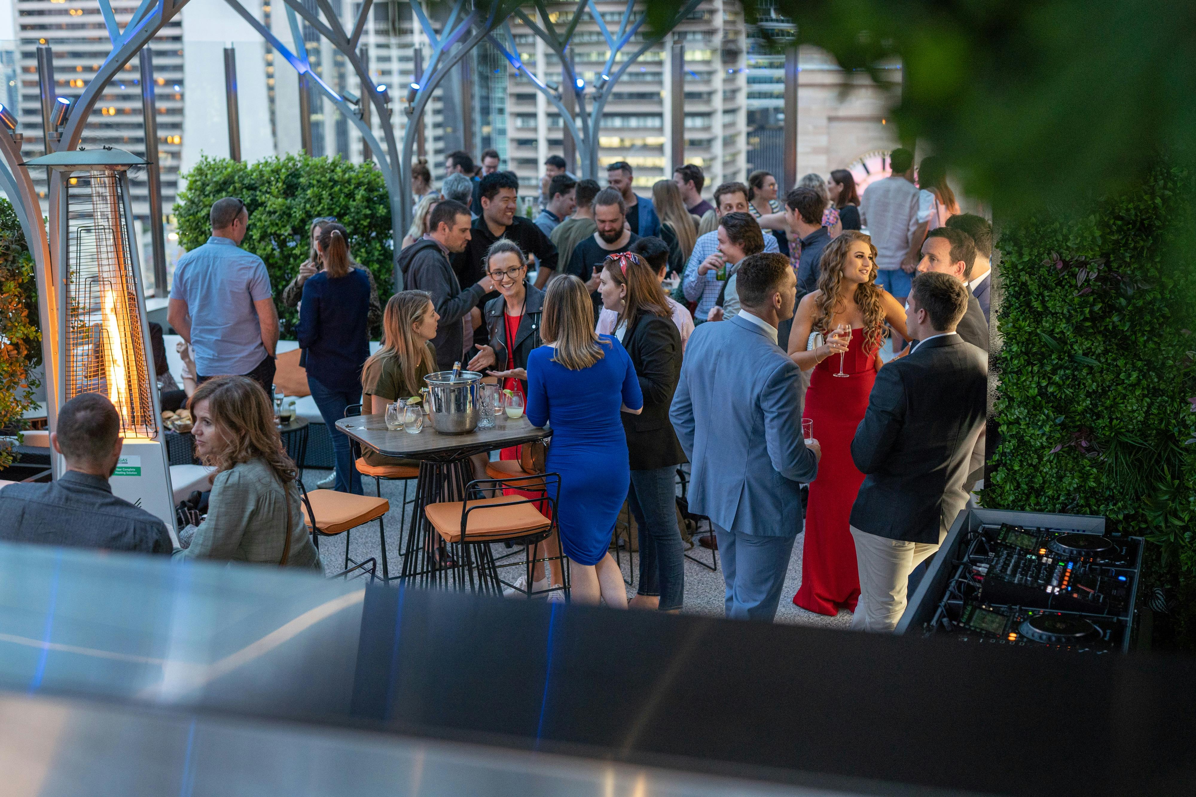 Sixteen Antlers Rooftop Bar