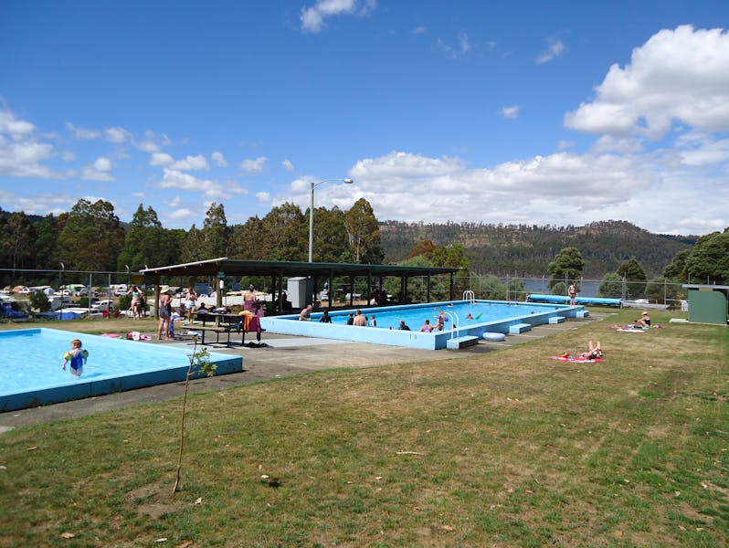 Wayatinah Lakeside Caravan Park - Discover Tasmania