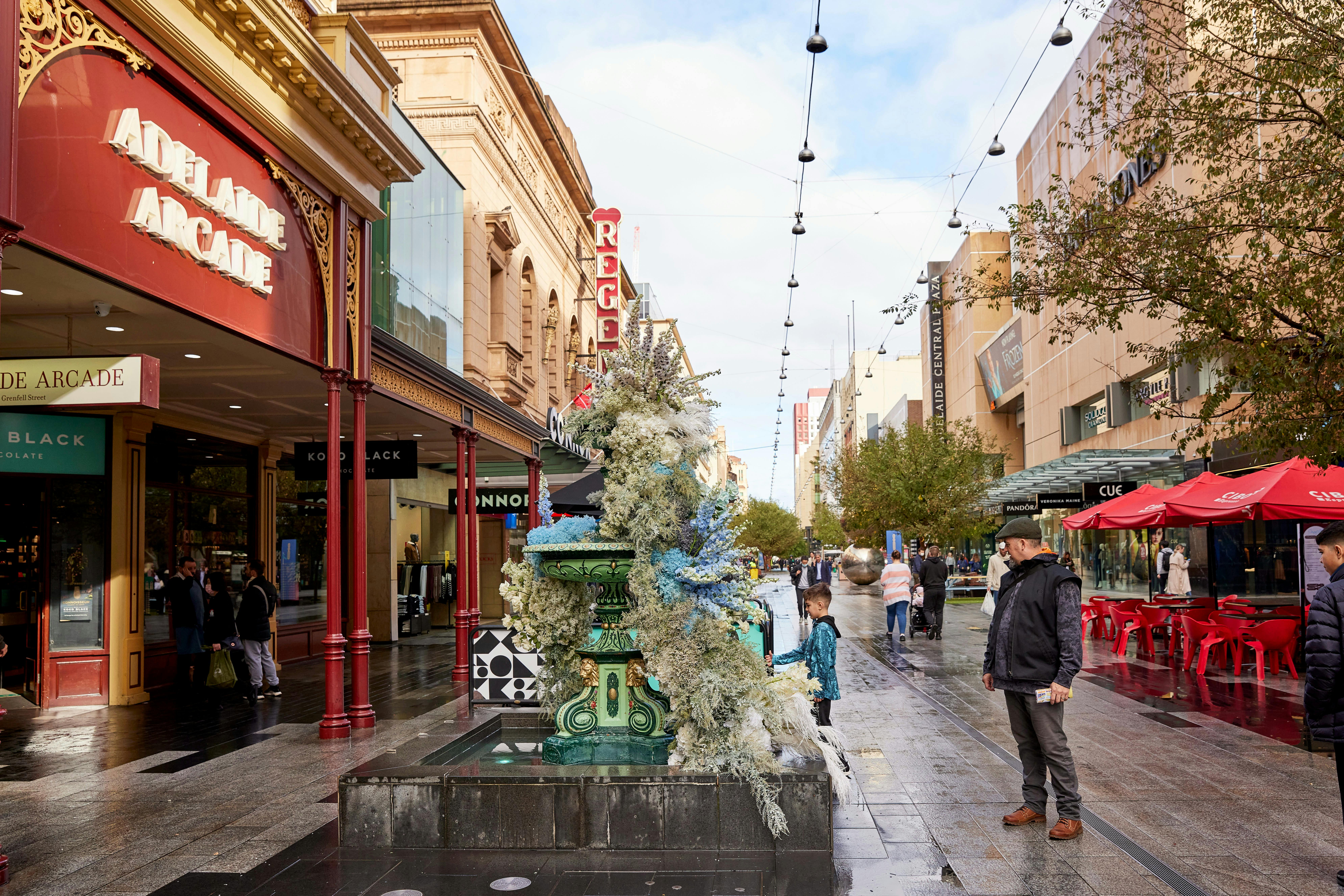 Experience Adelaide | The Rundle Mall Fountain