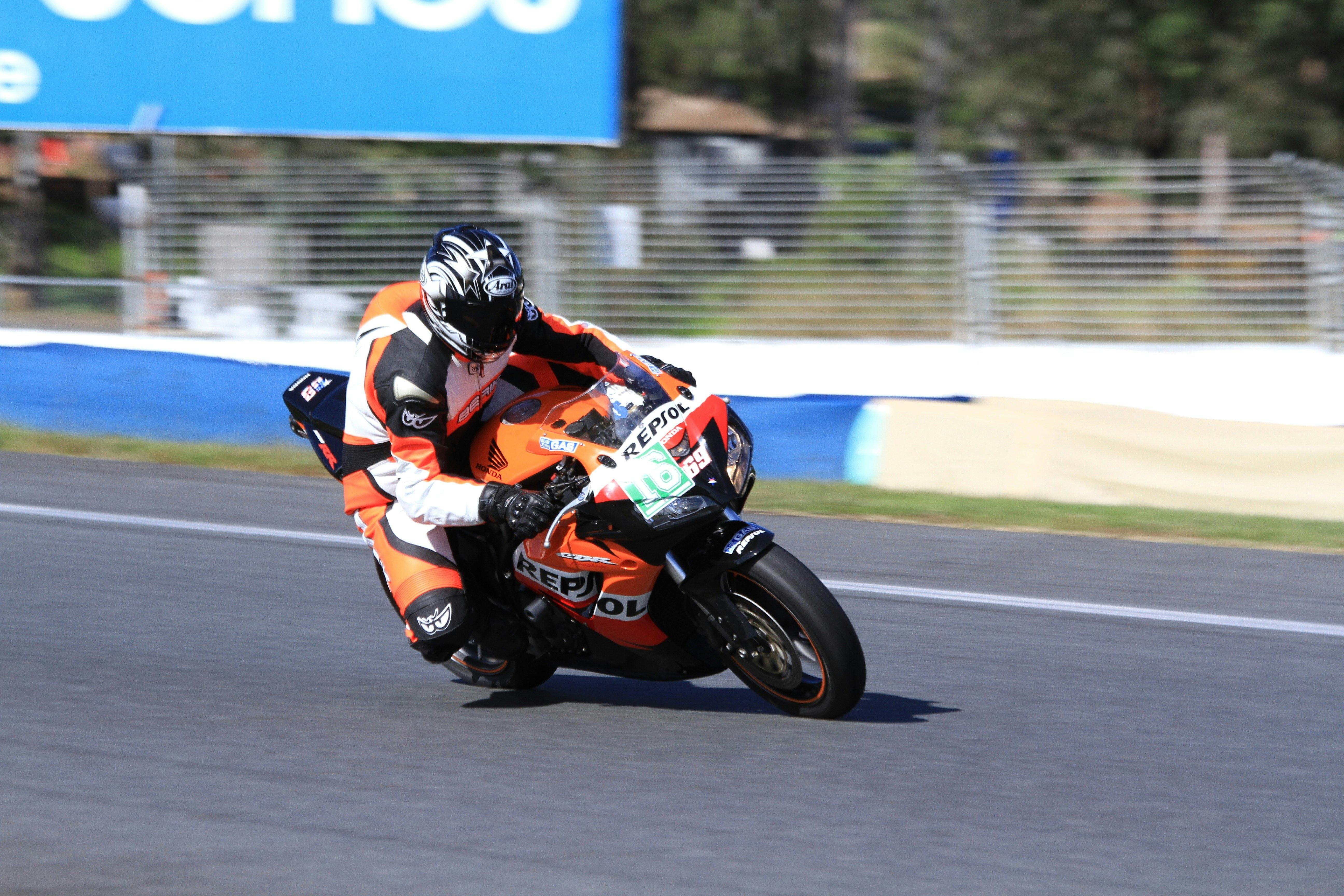 QR Moto Ride Days at Queensland Raceways!