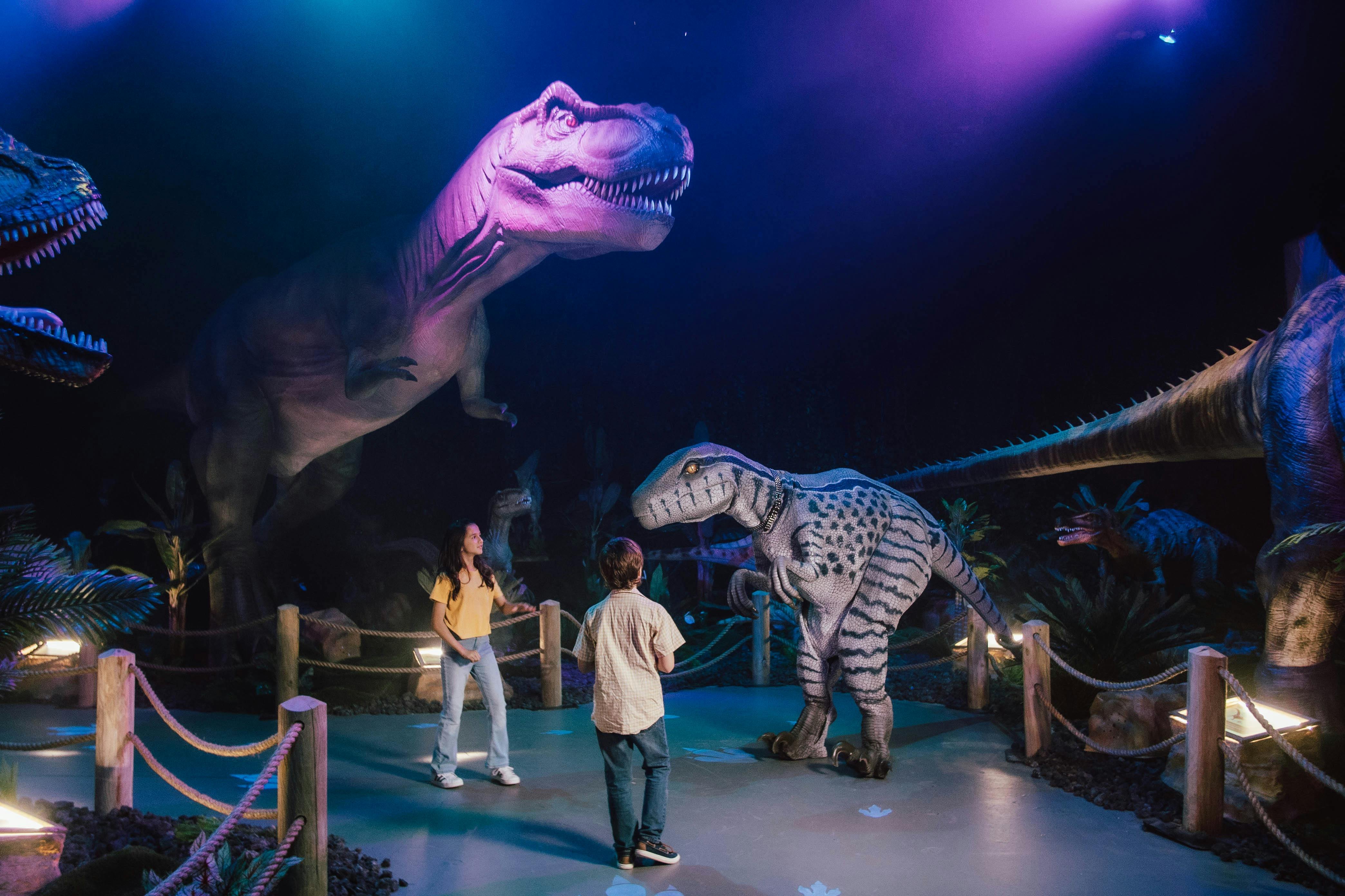 Dinos Alive | Attractions | Queensland