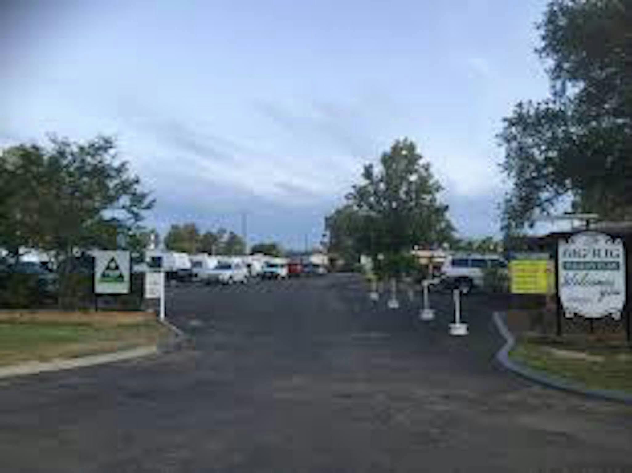 Outback Queensland Roma Big Rig Tourist Park - Outback Queensland