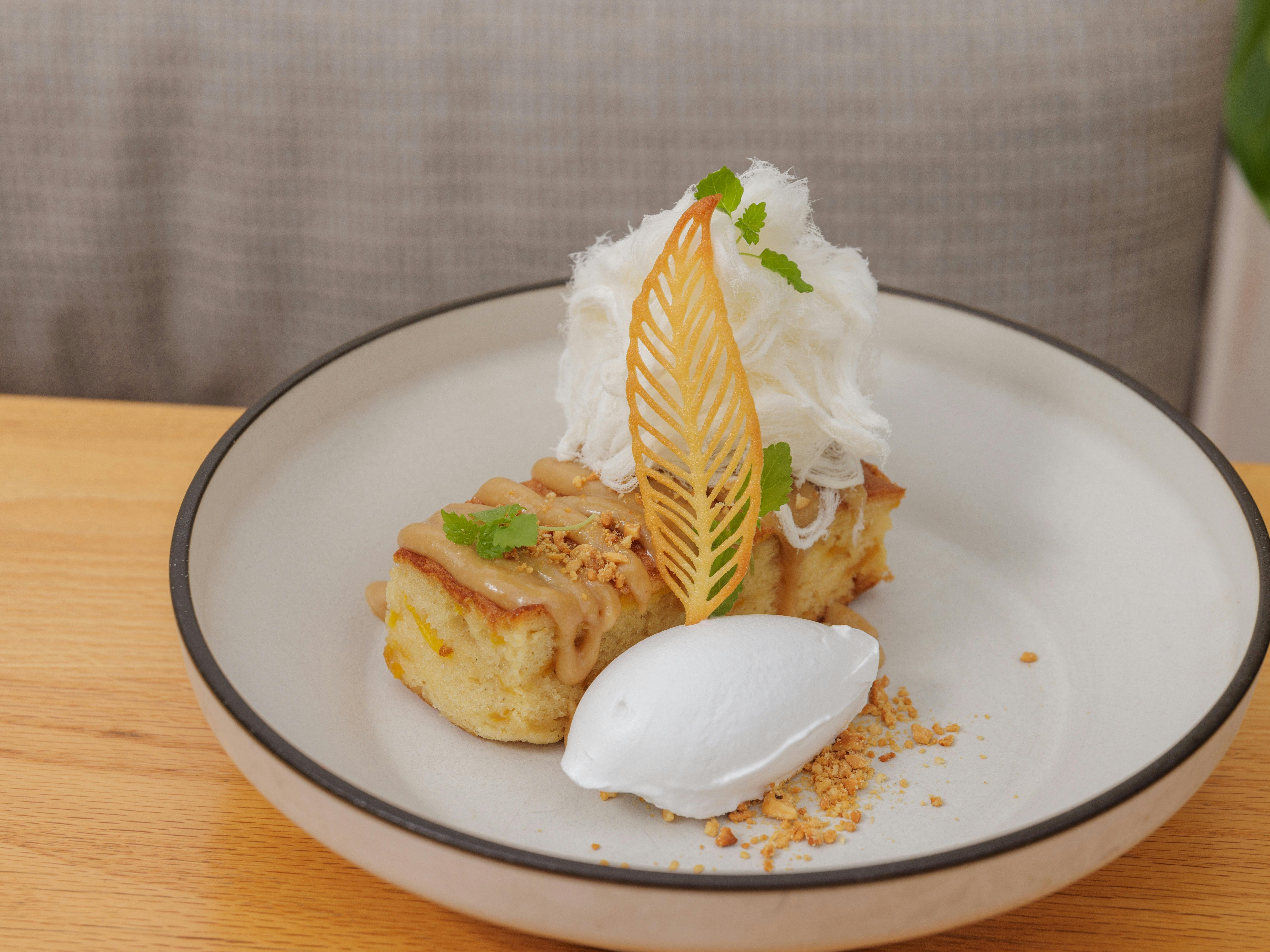 Melrose Restaurant & Rooftop Bar