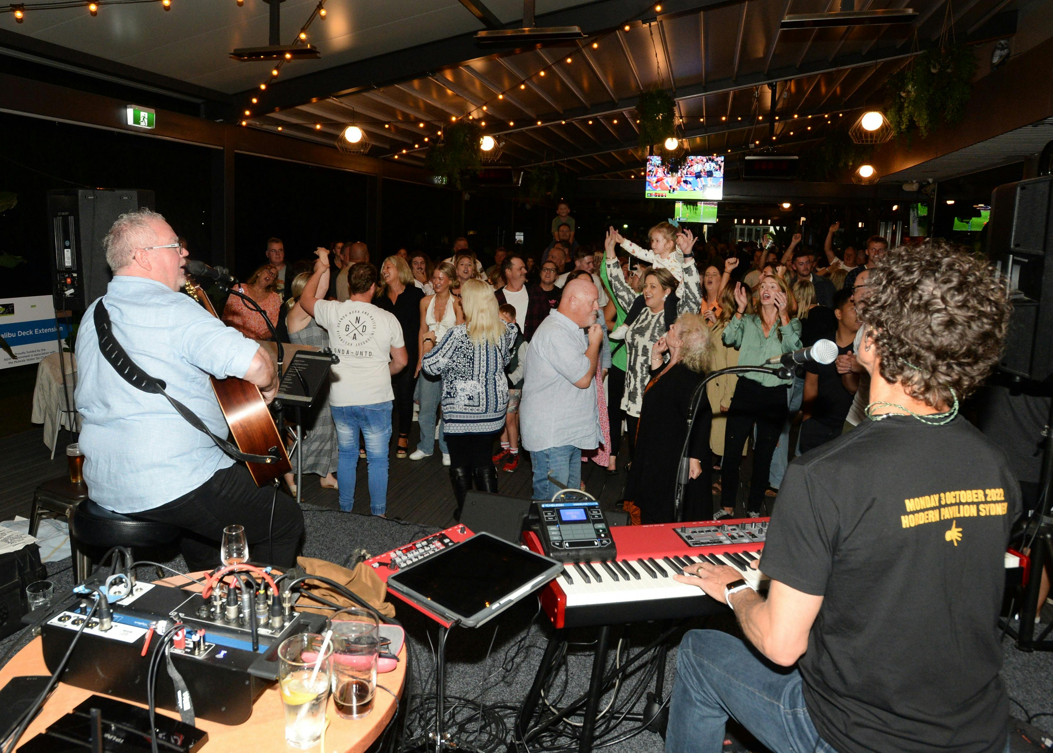 Andrew Wishart The X-Factor Australia in Mulwala - The Fold: Your Guide ...