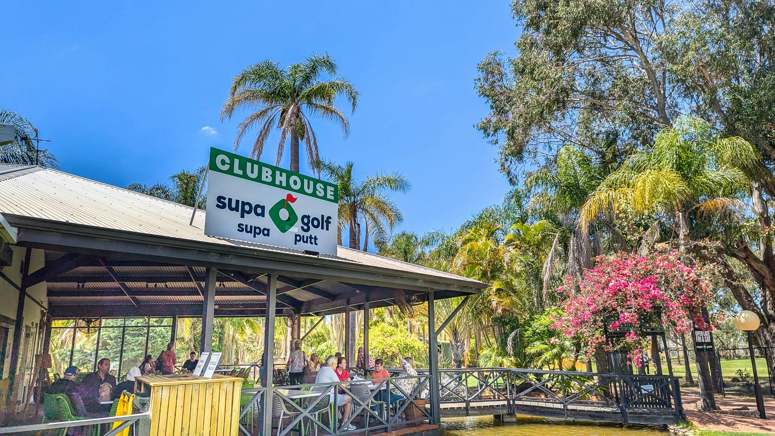 Supa Golf and Supa Putt | Browse and Book Nearby Caravan Parks