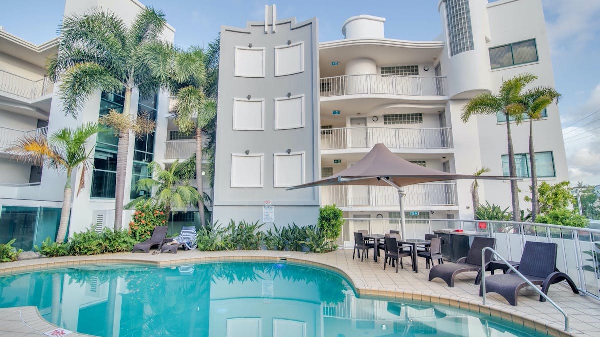 Grand Palais Beachside Resort | Accommodation | Queensland