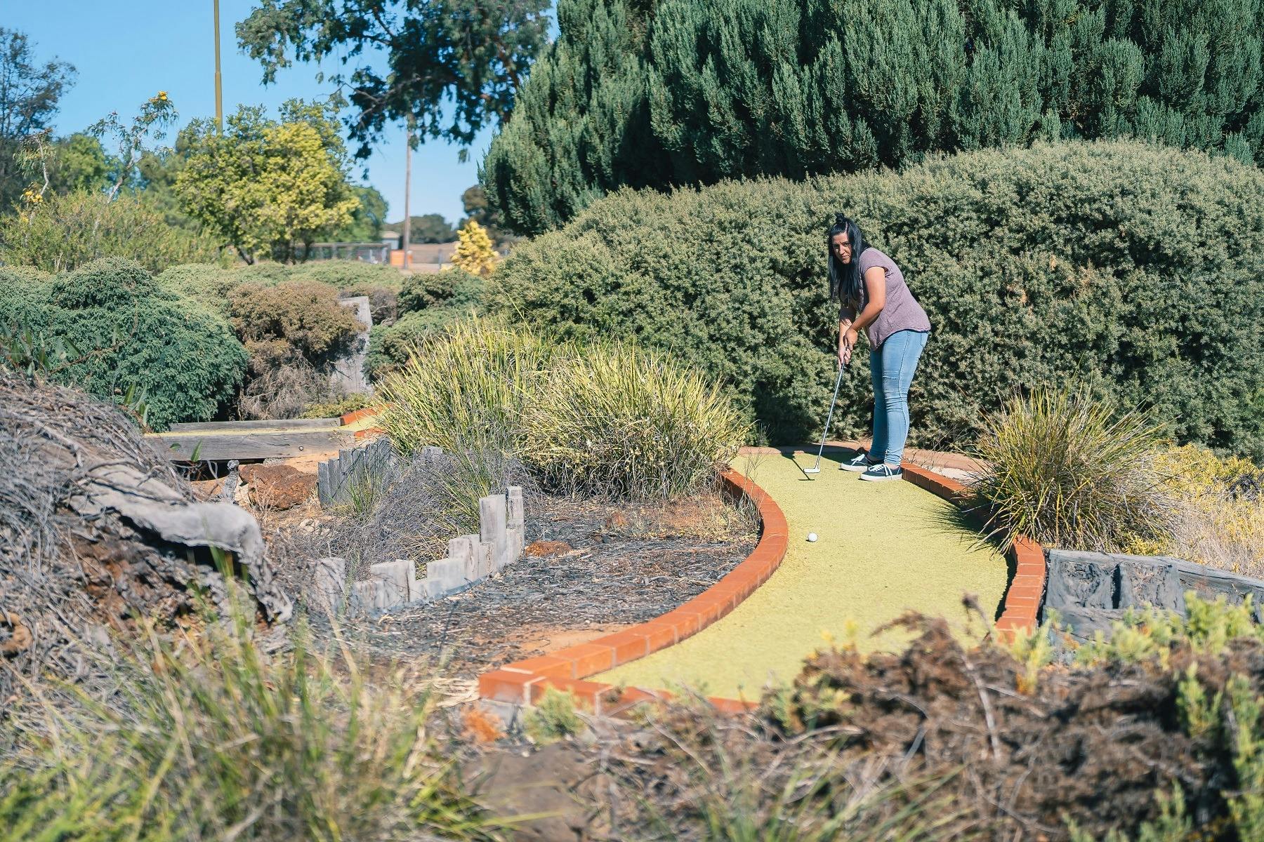 Tooleybuc Sporting Club | Browse and Book Nearby Caravan Parks