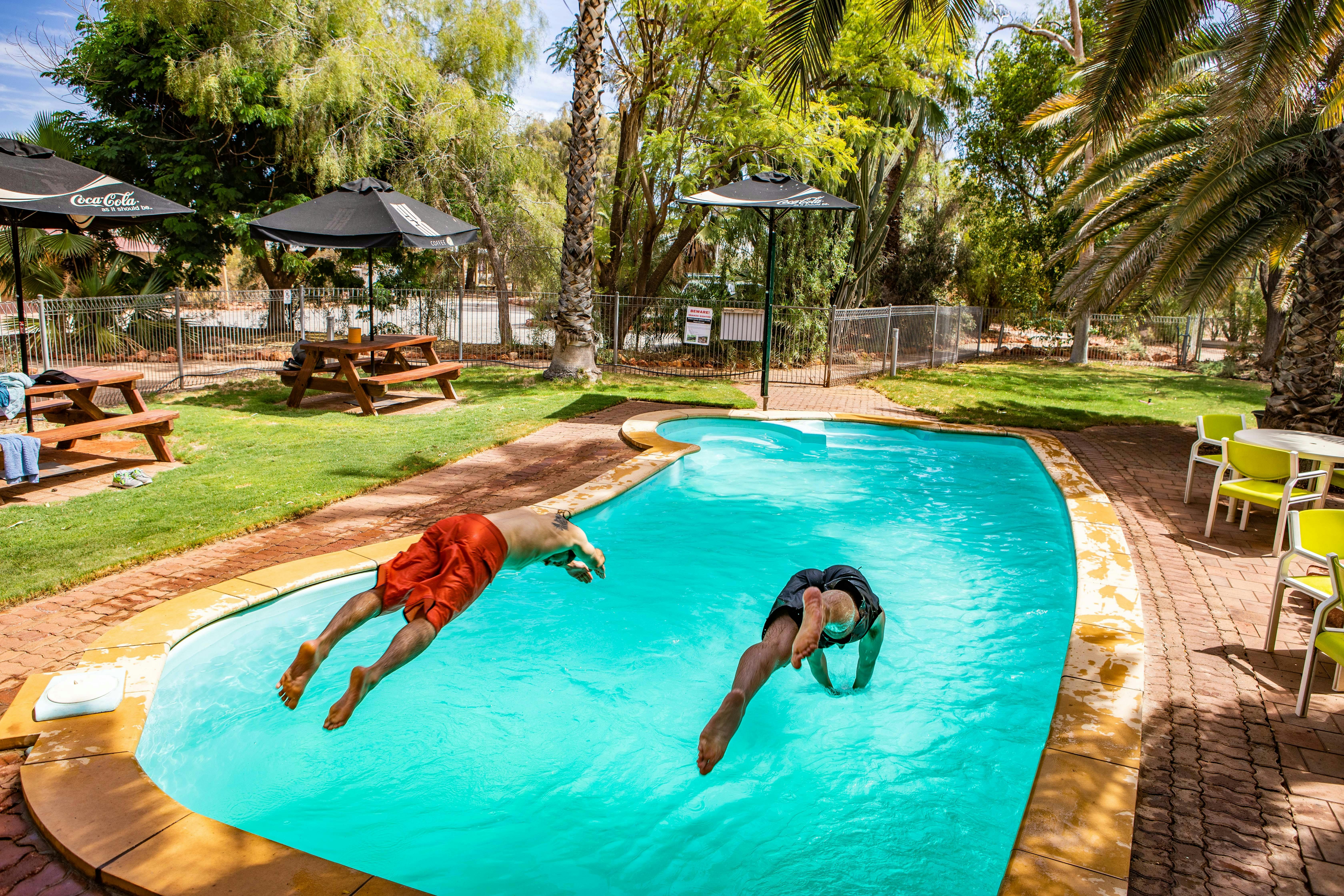 Erldunda Desert Oaks Resort | accommodation