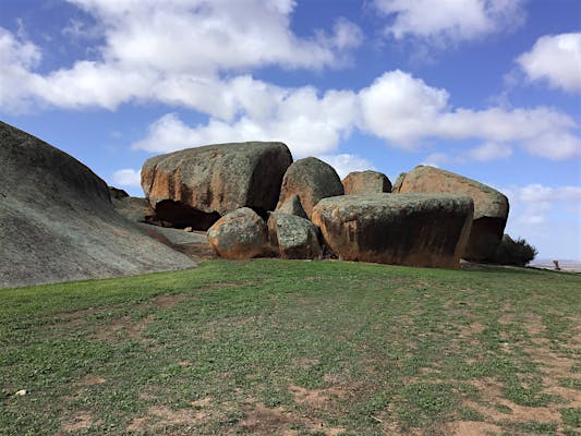 Wattle Grove Rock Campground - Wudinna, Accommodation | South Aus...
