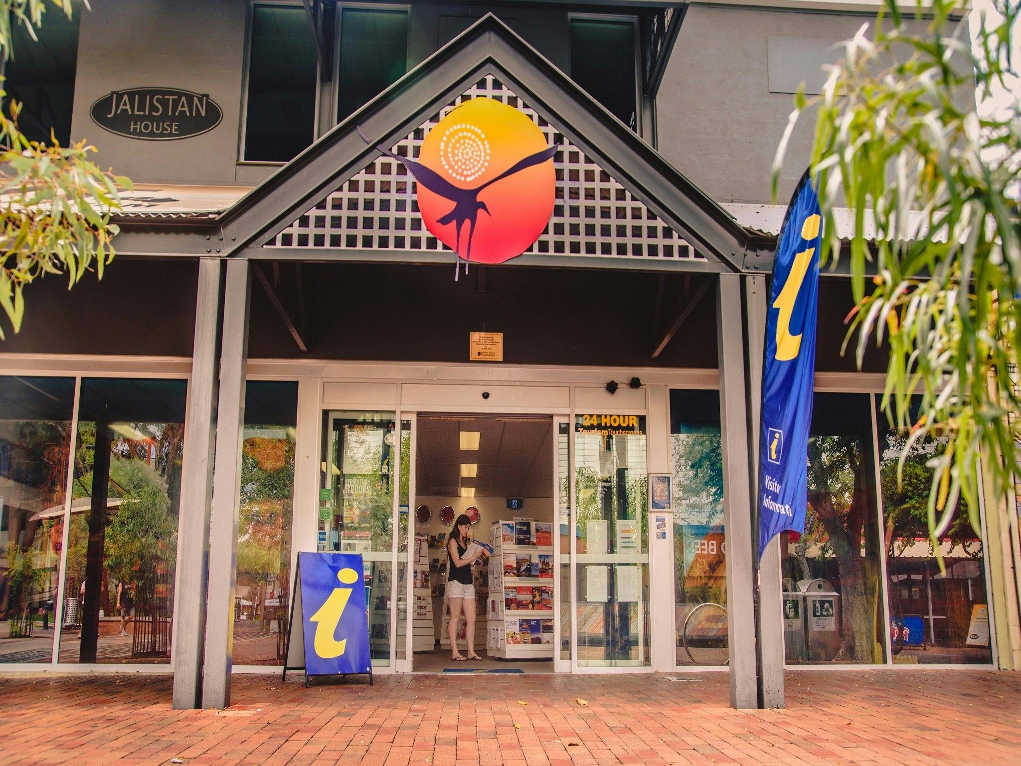 Alice Springs Visitor Information Centre | Information for Alice Springs