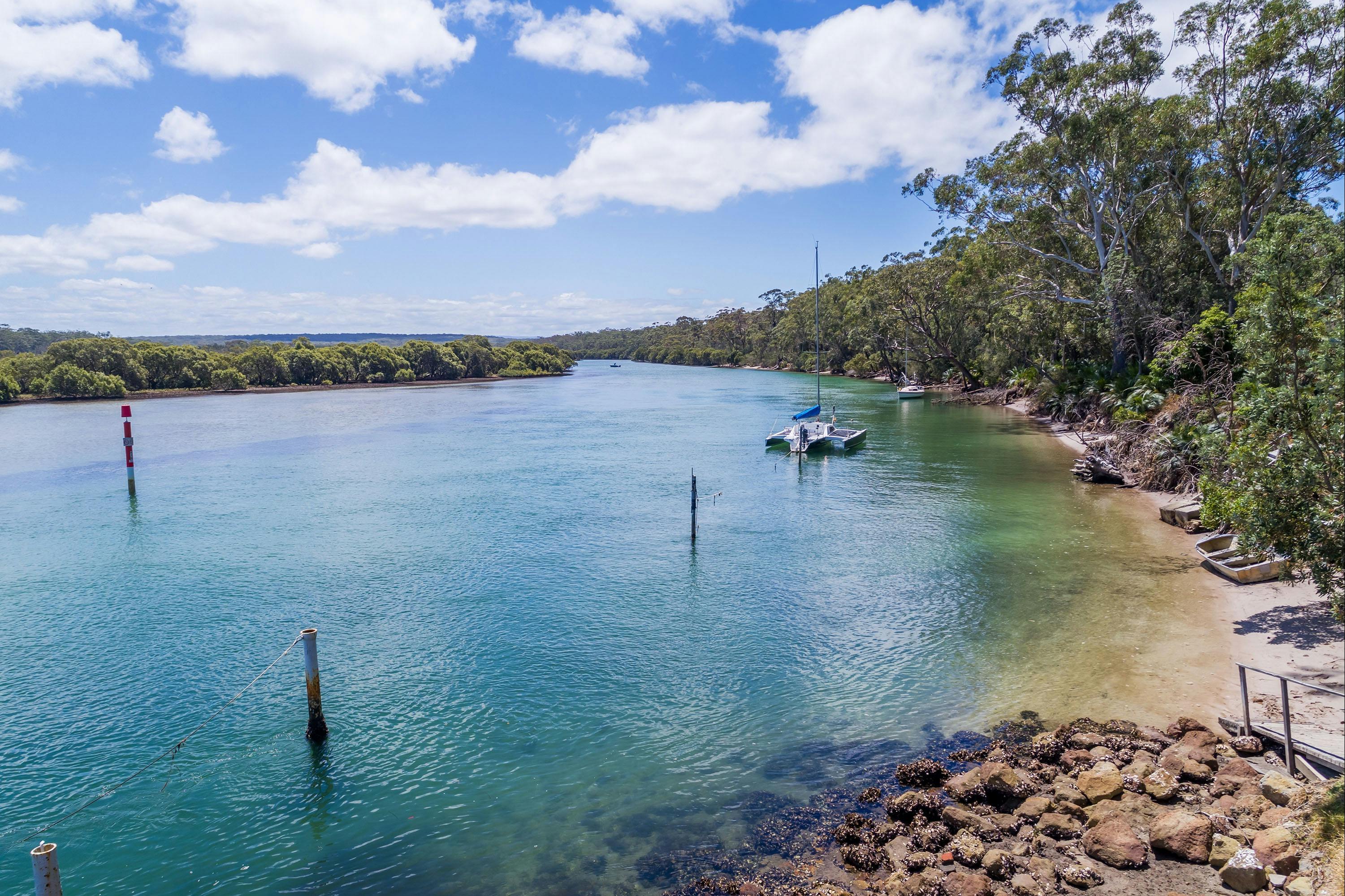 Metta at Myola, Stylish Cedar Beach House - Shoalhaven - South Coast NSW