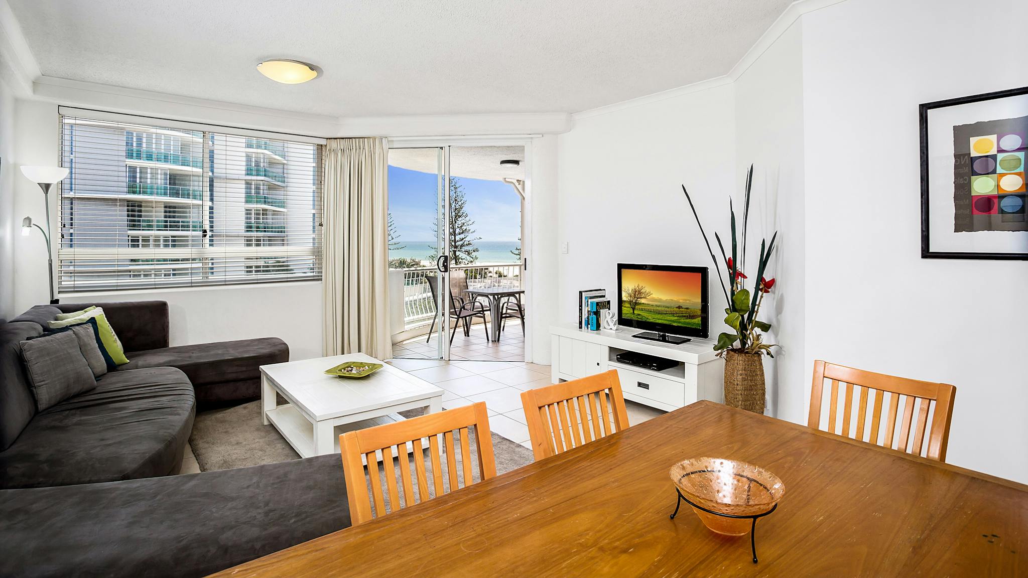 Kirra Beach Apartments Accommodation Queensland