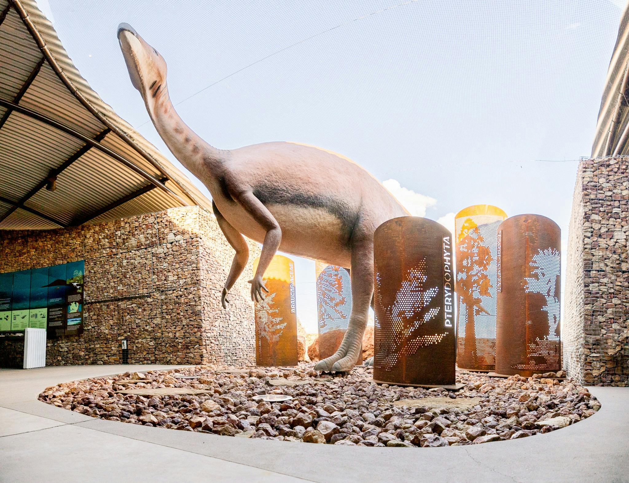 Muttaburrasaurus Interpretation Centre | Attractions | Queensland