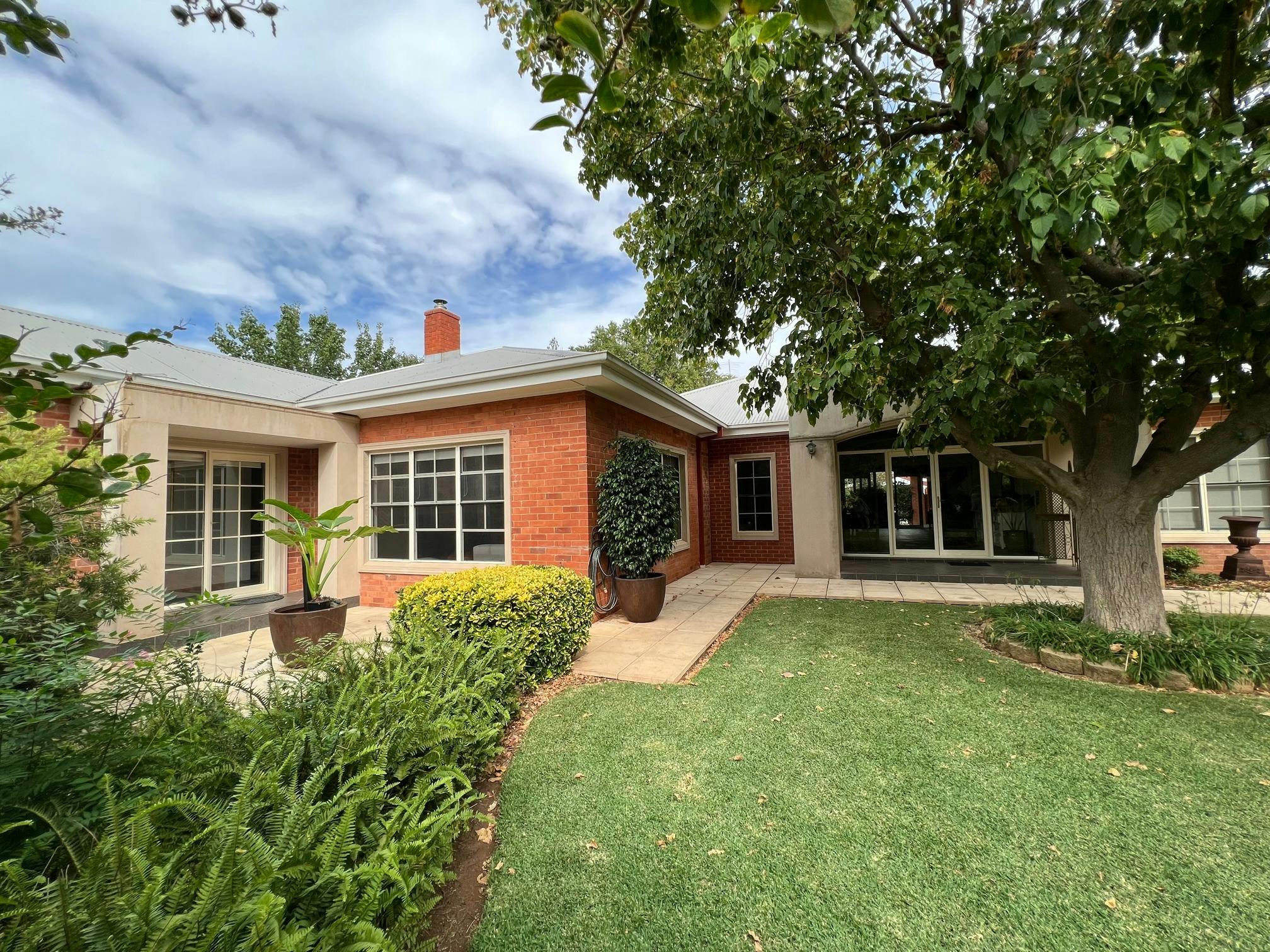 Griffith Accommodation | NSW Holidays & Accommodation, Things to Do ...