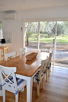 Hughes Park Cottages & Weddings - Watervale, Accommodation | Sout...