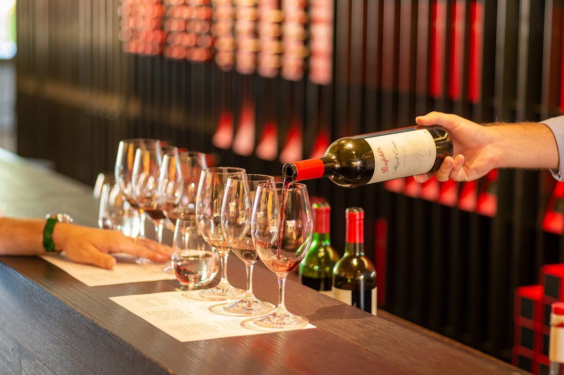 Big Brands of South Australia - Hahndorf, Tour Service | South Au...