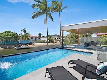 Coolangatta | Destination-information | Queensland