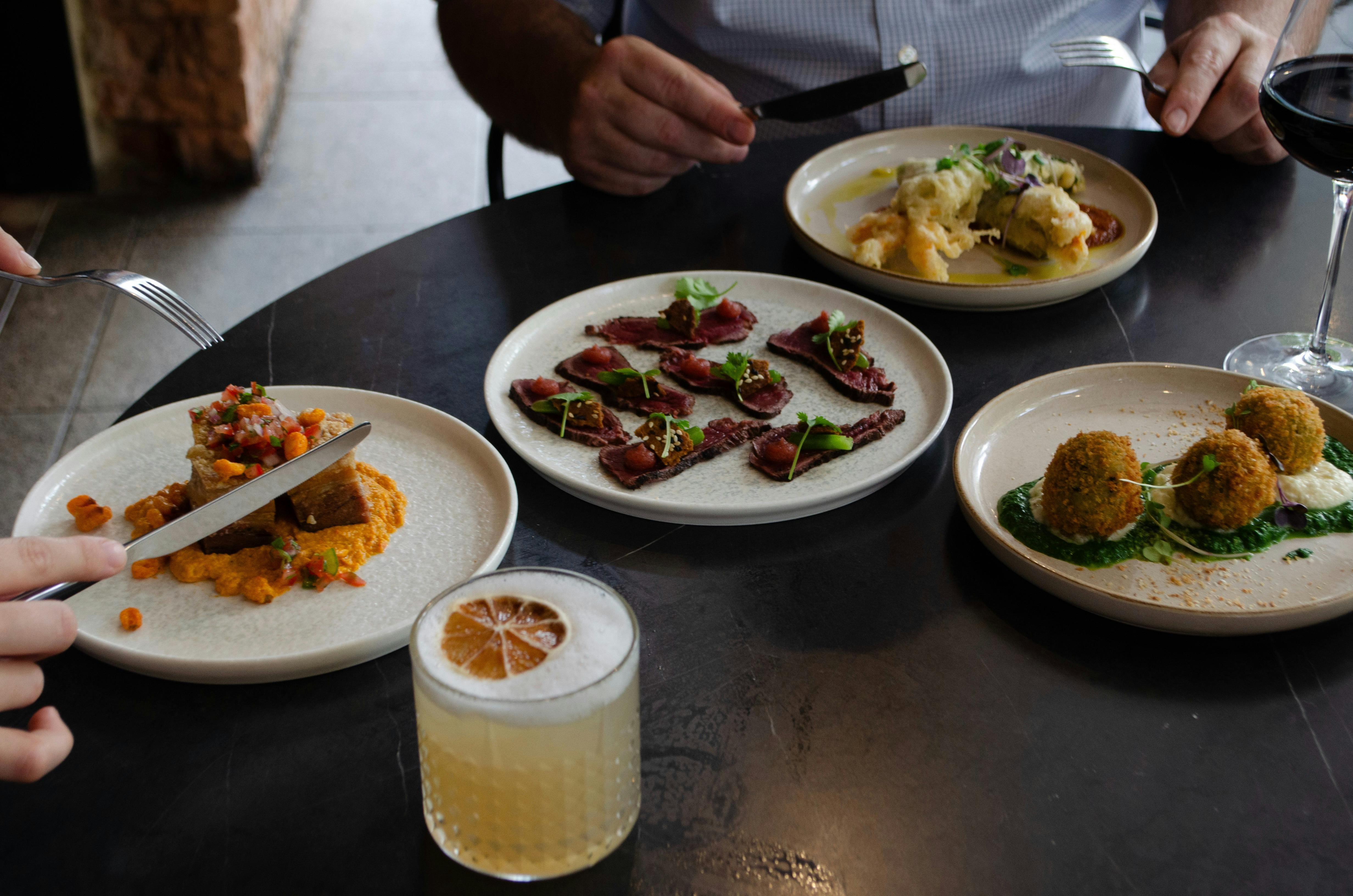 Experience Adelaide | Strathmore Hotel