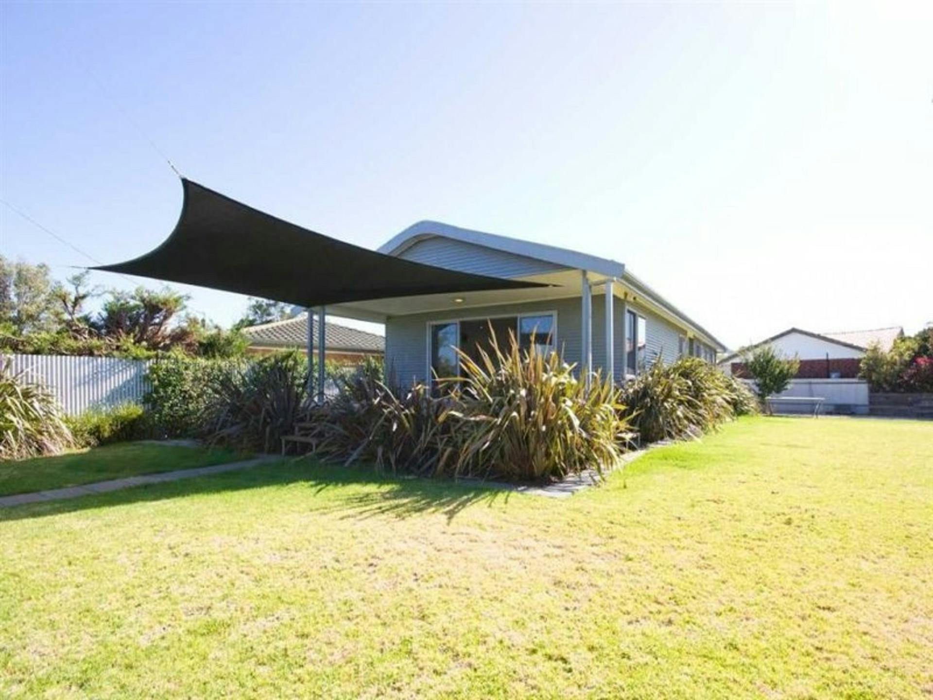 Do Drop Inn in Port Willunga - The Fold: Your Guide to Everything ...