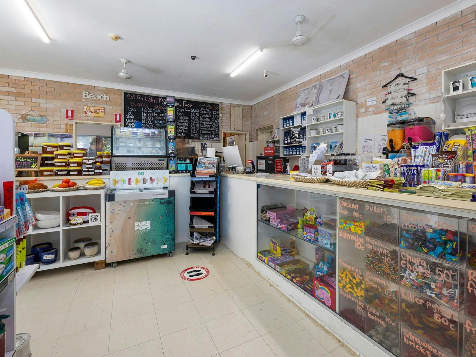 Red Rock Store | NSW Holidays & Accommodation, Things to Do ...